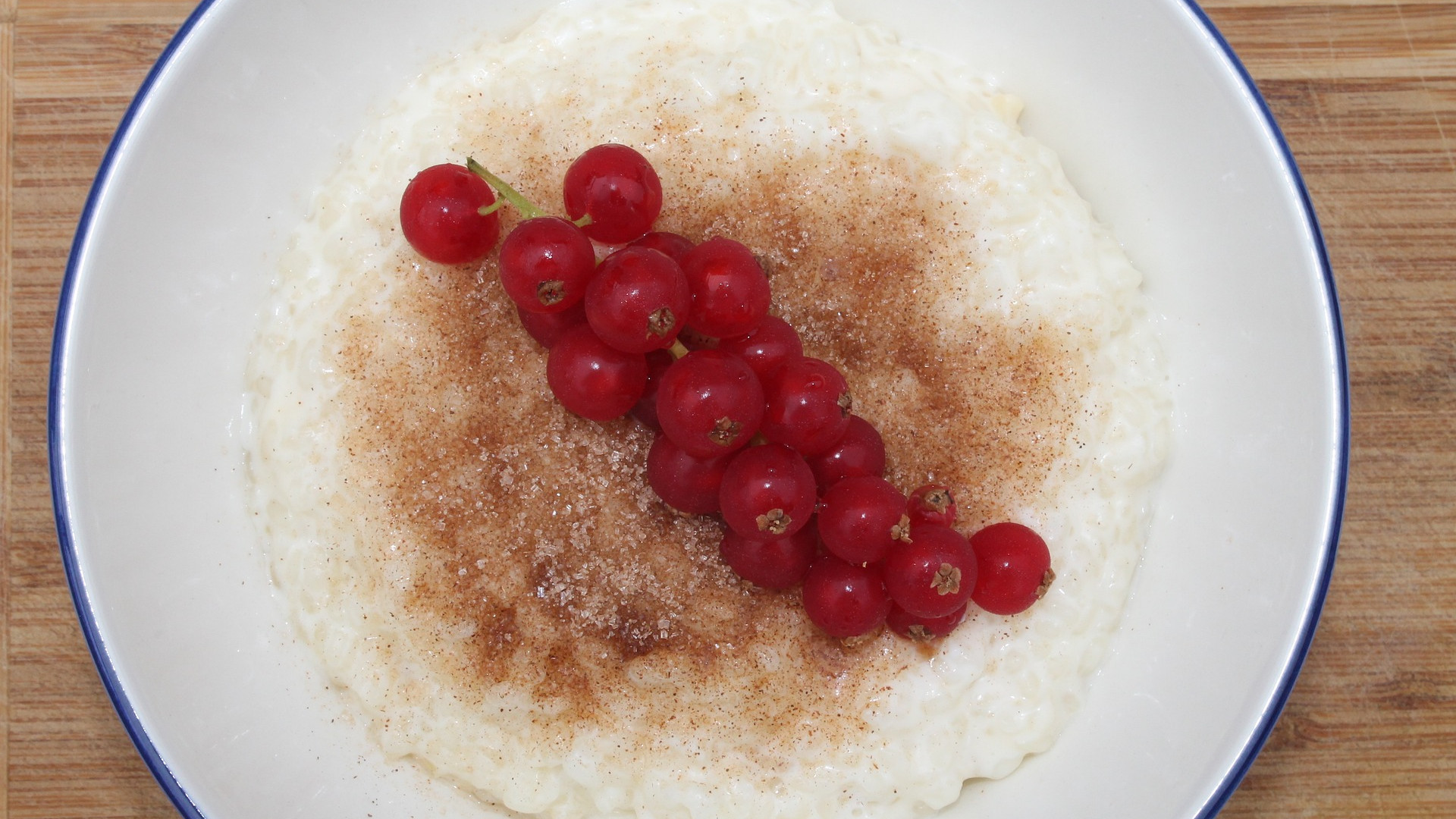 Milchreis mit Zimt und Zucker - Happy Lemuro