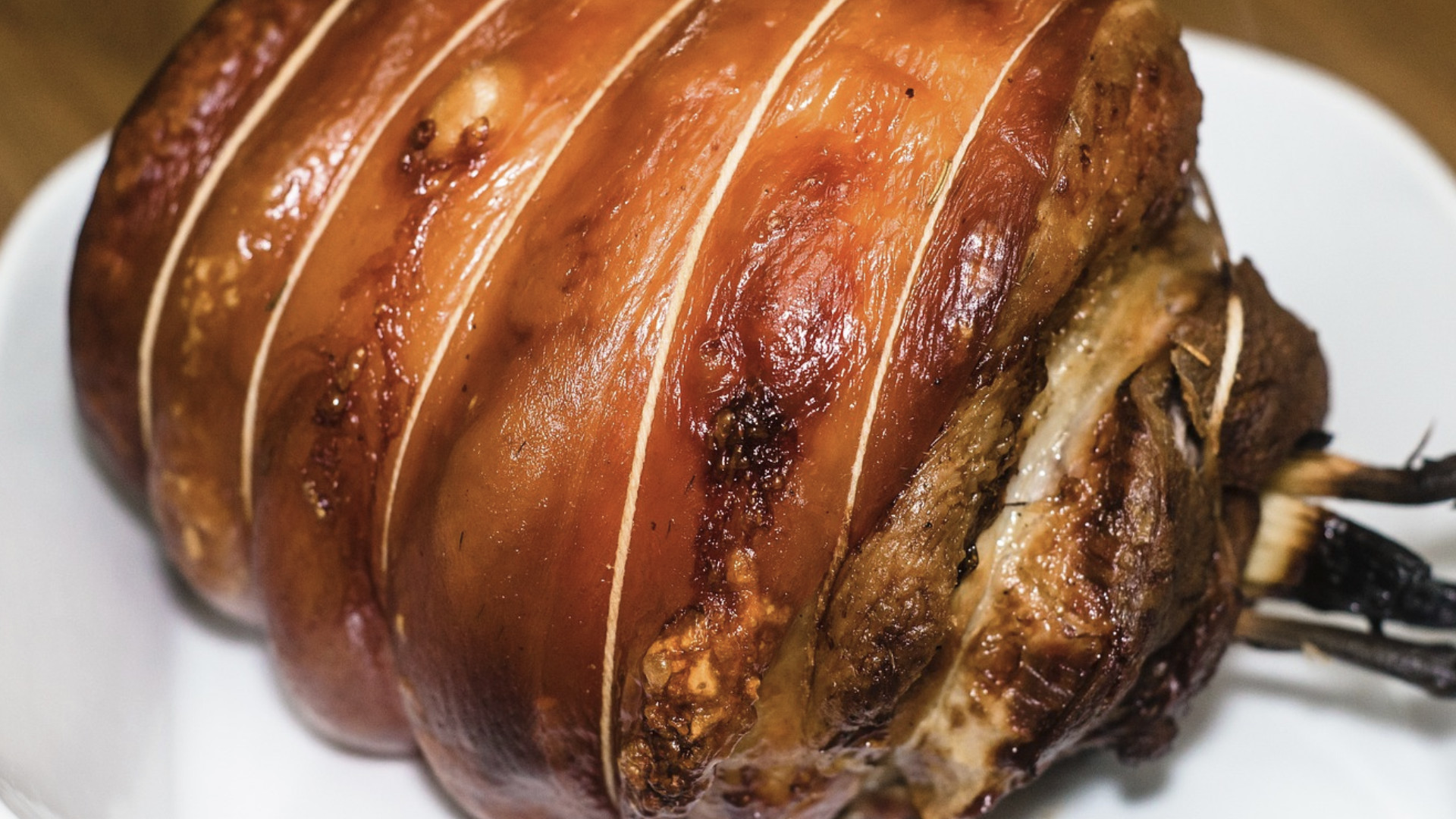 Philippinisches Lechon - Happy Lemuro